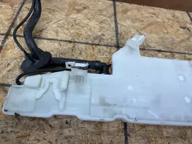 98610-AR000 Windshield Washer Reservoir Water Tank Pump